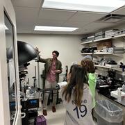 Lab members help host middle school students | cang-lab